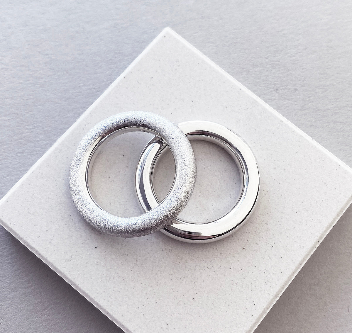Shop ring stacks | Silver rings in sleek Scandinavian design – Mila Silver